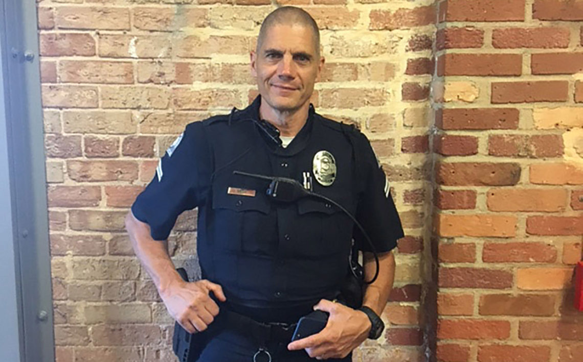 UGA police officer receives Kassinger Scholarship - UGA Today