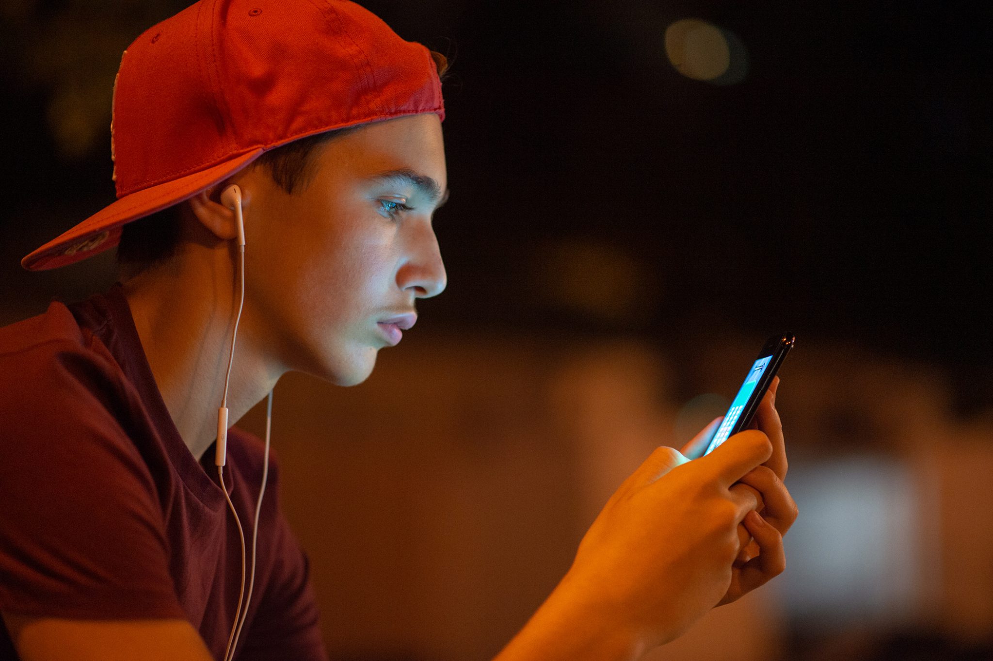 Social media addiction linked to cyberbullying