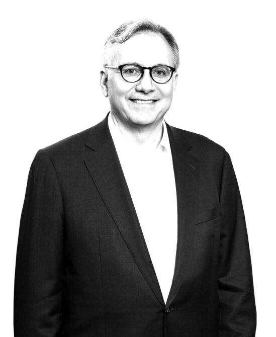 David Adelman ABJ ’86: Singapore, 2010-2013 - Georgia Magazine